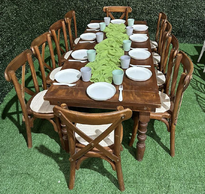 Renta de sillas y mesas en CDMX - Servicio para eventos en CDMX