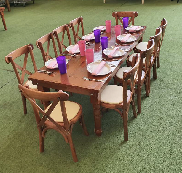 Renta de sillas y mesas en CDMX - Servicio para eventos en CDMX