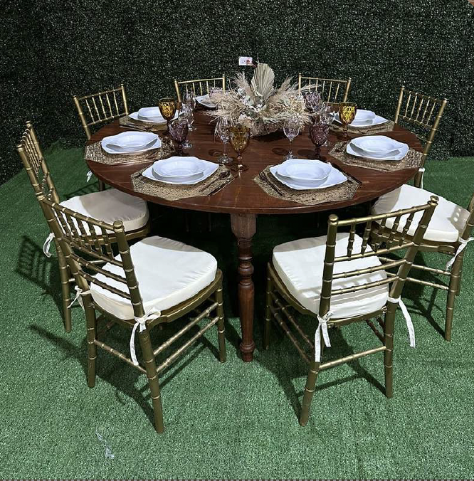 Renta de sillas y mesas en CDMX - Servicio para eventos en CDMX