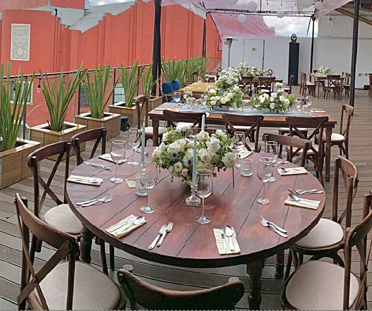 Renta de sillas y mesas en CDMX - Servicio para eventos en CDMX